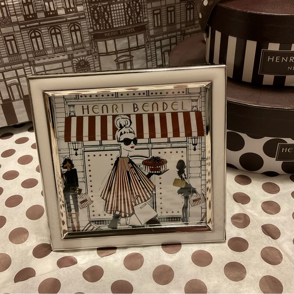 henri bendel | Art | Iconic Hb Print In Frame | Poshmark